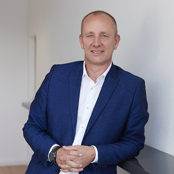 2_Michael-Boehm - Simplify Services